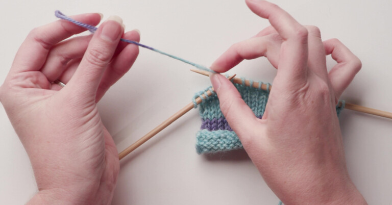 How to Change Colors with a Spit Splice —AKA the Felted Join